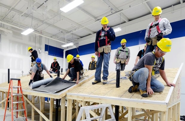 A Guide To Skilled Trades Work In Canada | Moving2Canada
